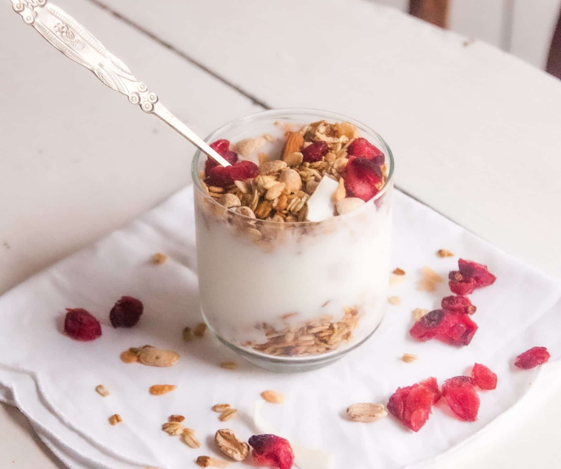 How to choose the best yogurt: a dietitian’s guide to the yogurt aisle